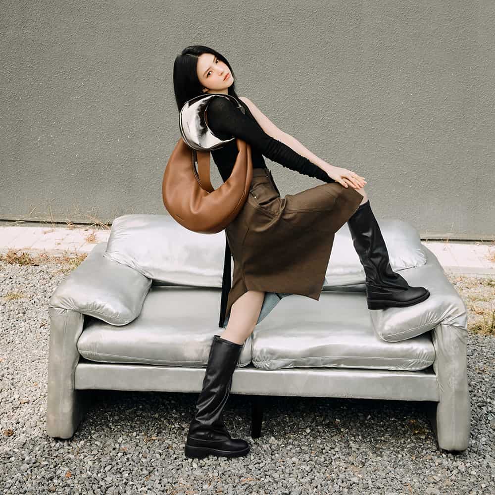 Han So Hee and the Toni | Winter 2024 - CHARLES & KEITH HU