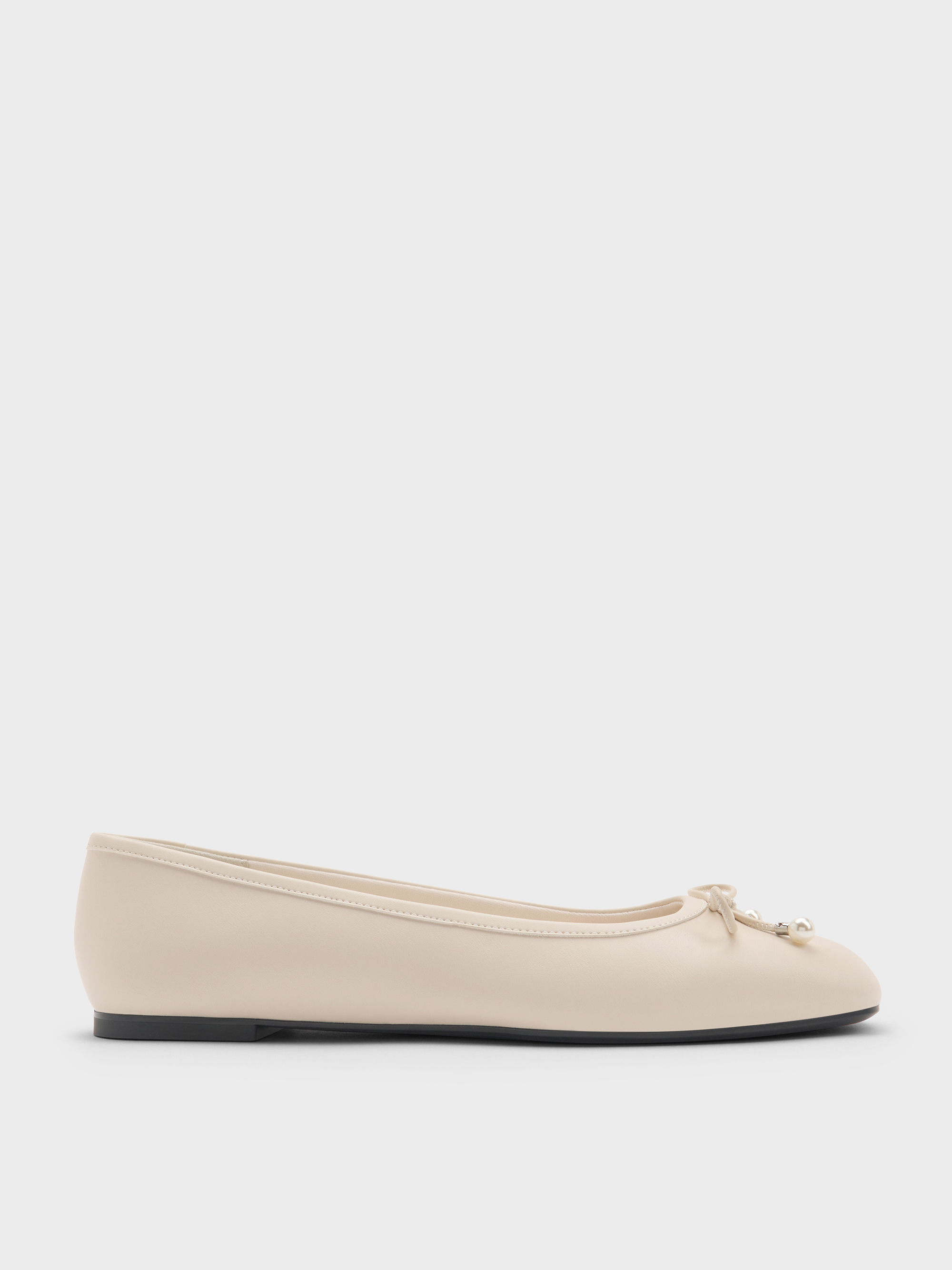 Ballerines ornée de perles et d'un nœud Barbara blanc craie - CHARLES ...